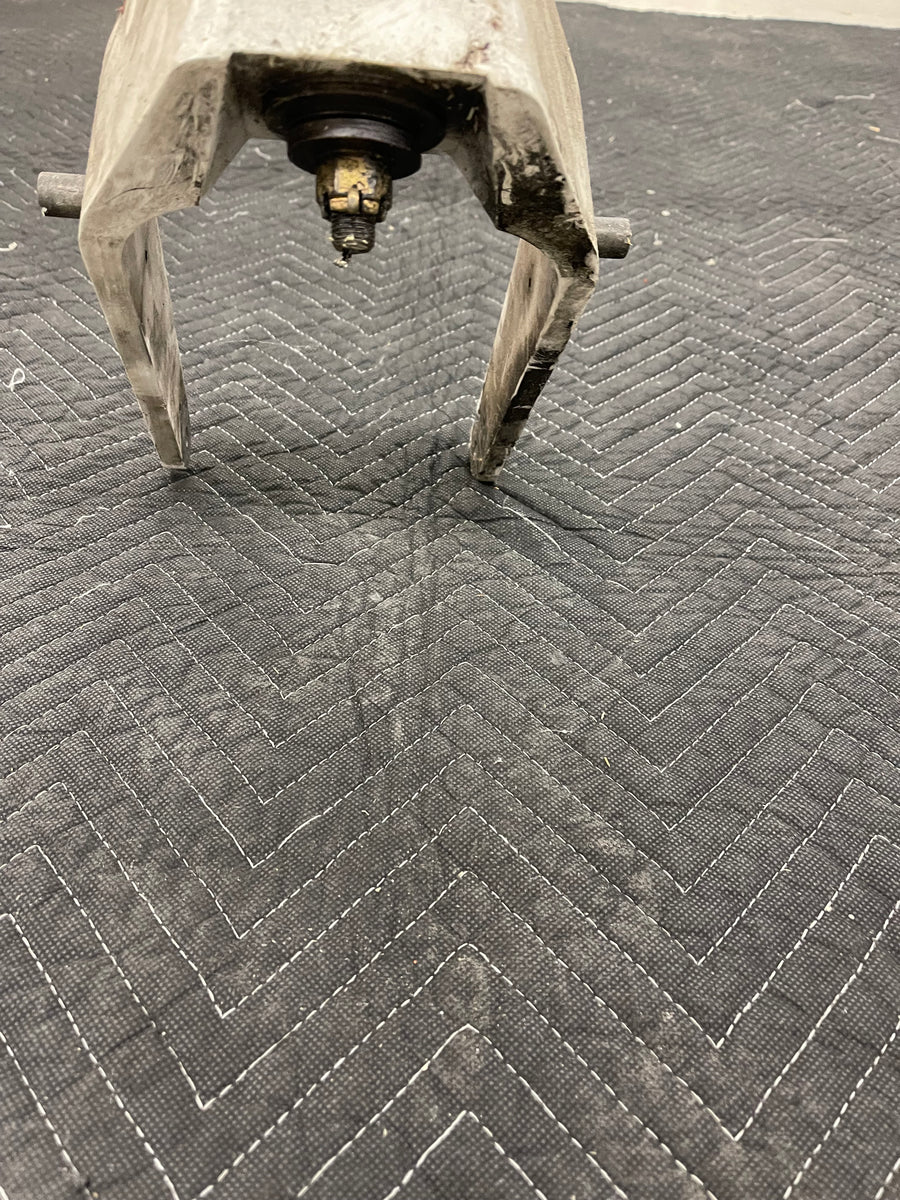 NLG Strut Assy P/N 18101-004 – Lone Mountain Aircraft