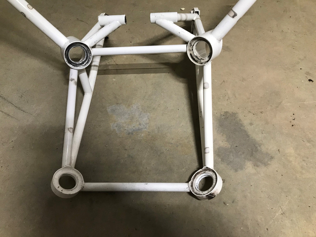 Cirrus Engine Mount 13642-004 – Lone Mountain Aircraft